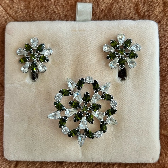 B. David | Jewelry | David B Vintage Costume Jewelry Rhinestone Brooch ...